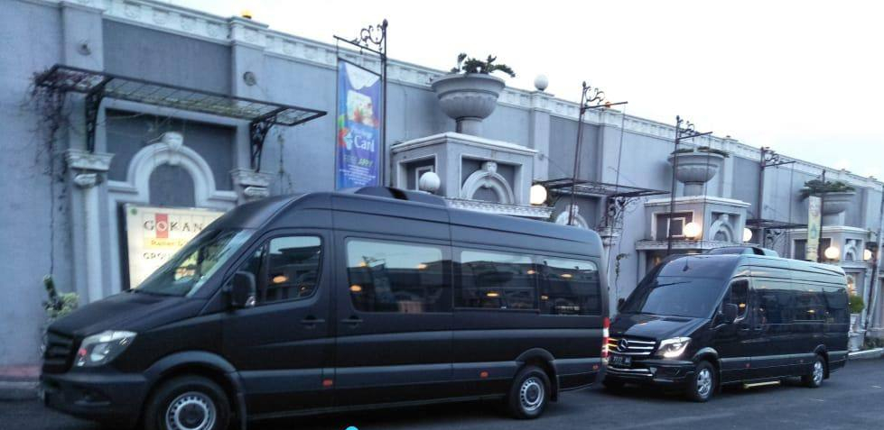 Sewa Mercy Sprinter Bekasi Terbaru 2024 - Yoshi Trans