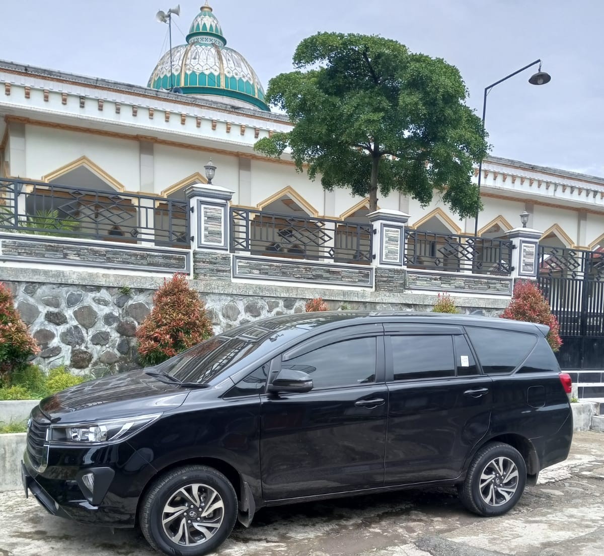 Innova New Reborn – Yoshi Trans Holiday